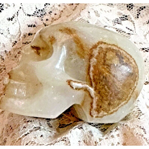 Art | Calcite Crystal Carved Skull 2 Inch 6 Oz Unusual Markings Healing ...